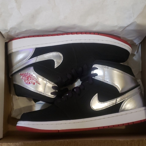 Jordan | Shoes | Jordan Mid Johnny Kilroy | Poshmark